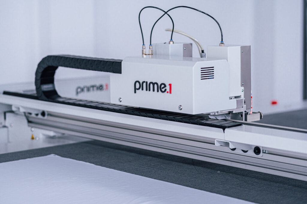 Which fabric cutter to choose in 2026? - Tutorial - Allcomp